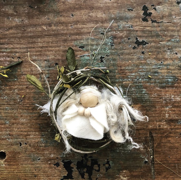 Video Tutorial - Flying Christmas Angels - Natalie Trusler